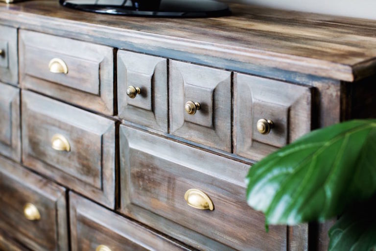 Wood Look Paint Technique - Sincerely, Sara D. | Home Decor & DIY Projects
