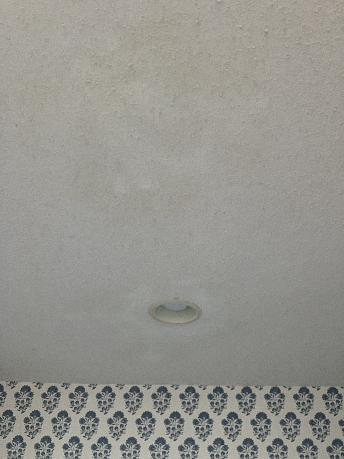 Popcorn Ceiling Fix - Sincerely, Sara D. | Home Decor & DIY Projects