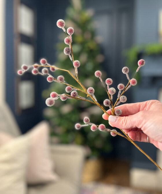 Christmas Tree Decor Ideas - Sincerely, Sara D. | Home Decor & DIY Projects